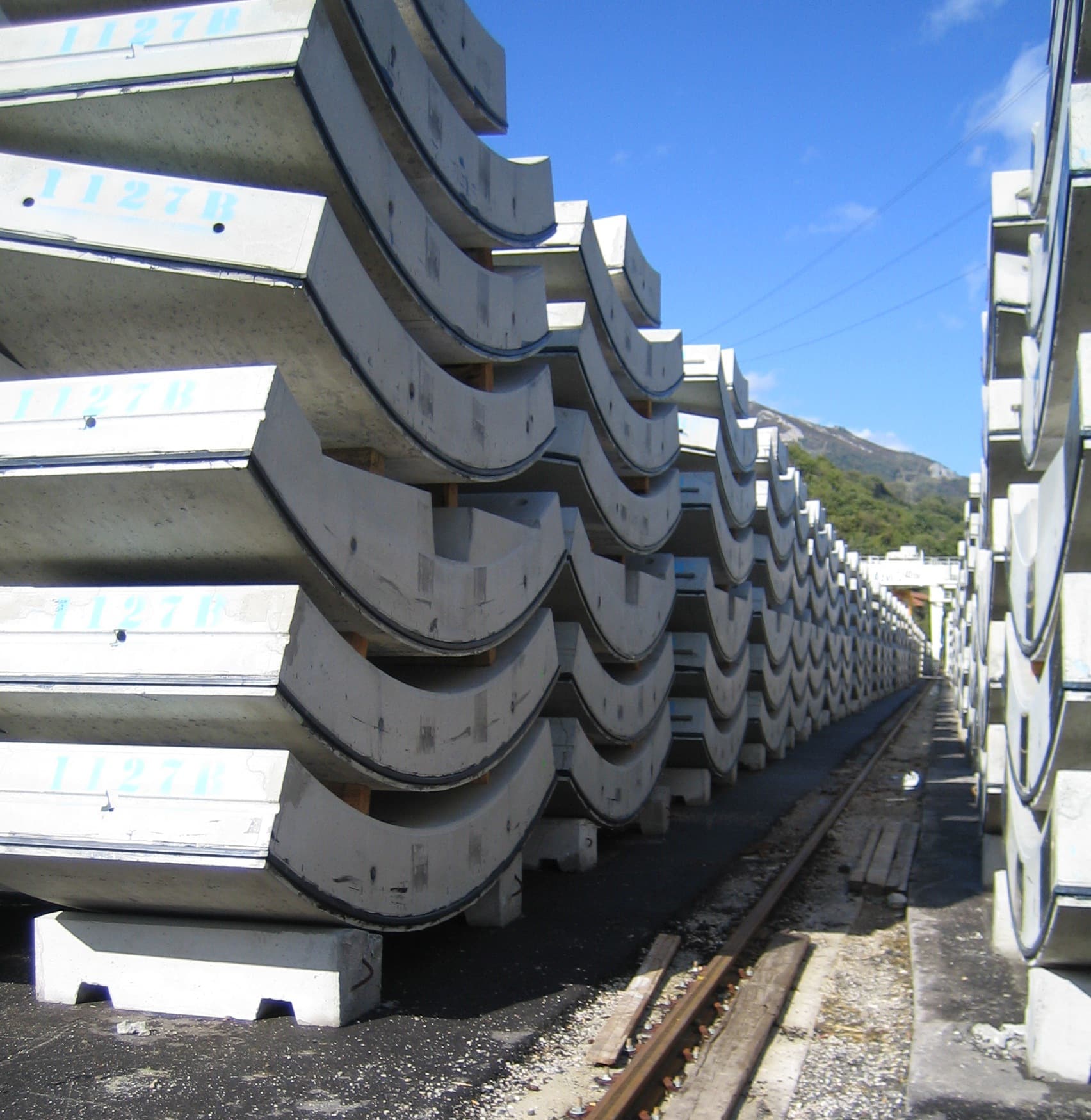 Tunnel Segment Gaskets: Cast vs. Non-cast