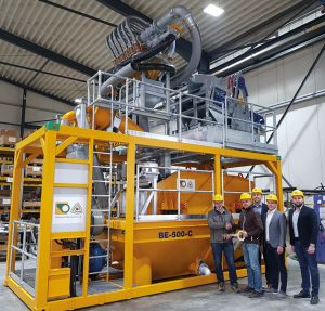 BAUER MAT Hands Over 1,000th Desanding Plant