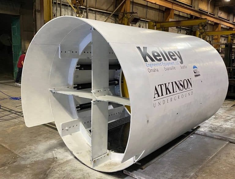 Kelley Delivers Digger Shield to Atlanta